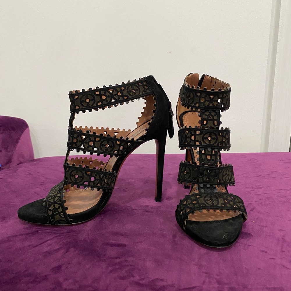 Alaia Suede Cut Out Stiletto Heel - Gem